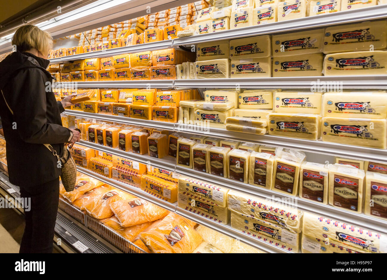 Cheddar cheese packaging hi-res stock photography and images - Alamy