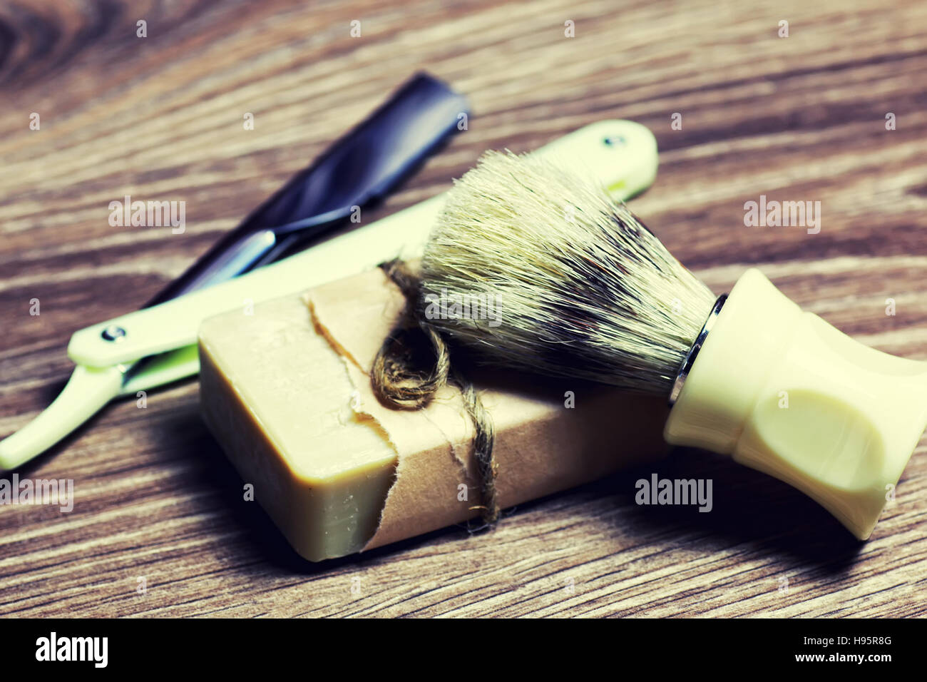 razor sharp soap brush Stock Photo - Alamy