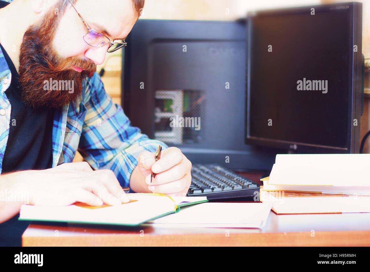 male work computer pen write Stock Photo - Alamy