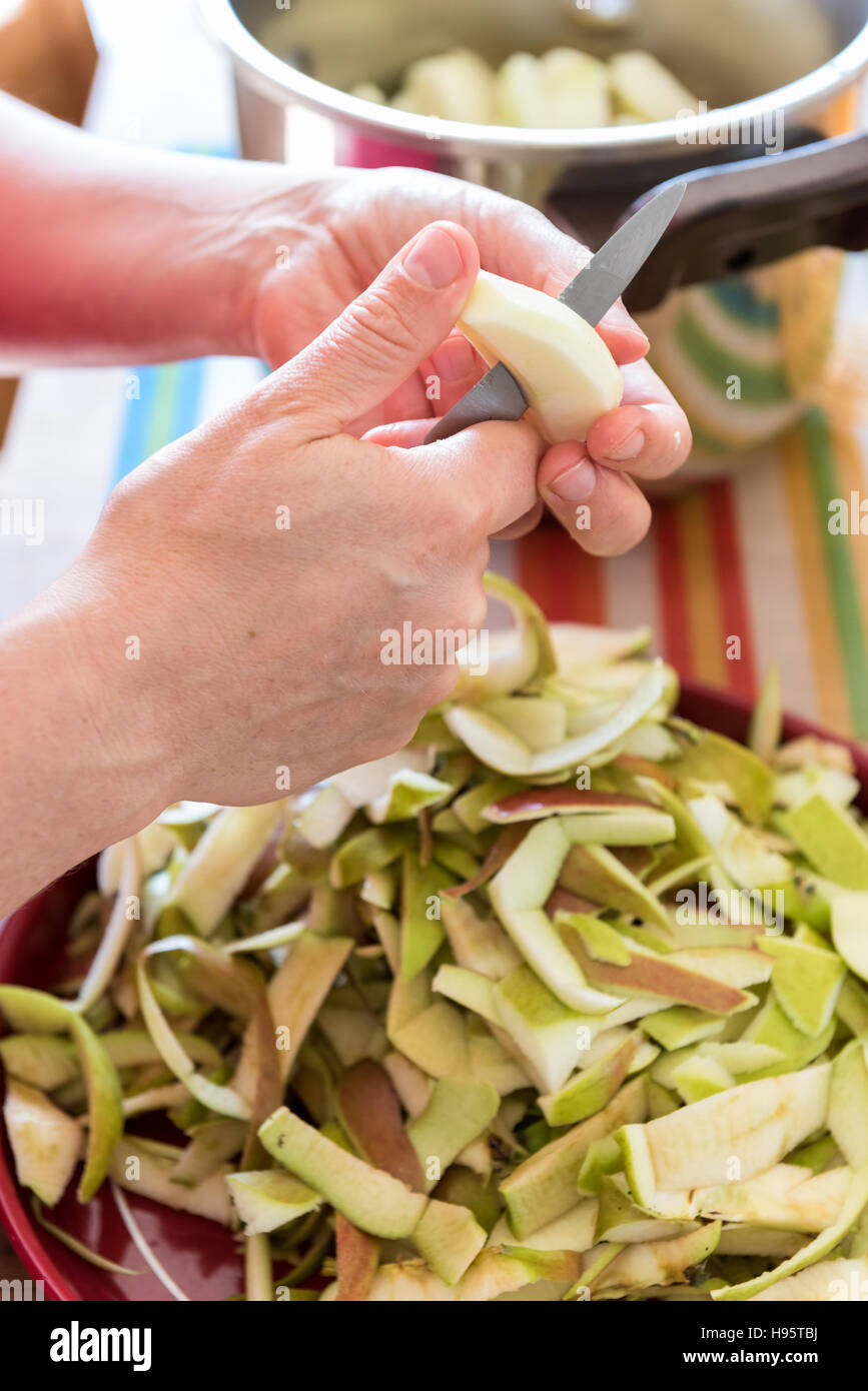 Peeling apple with knife hi-res stock photography and images - Alamy