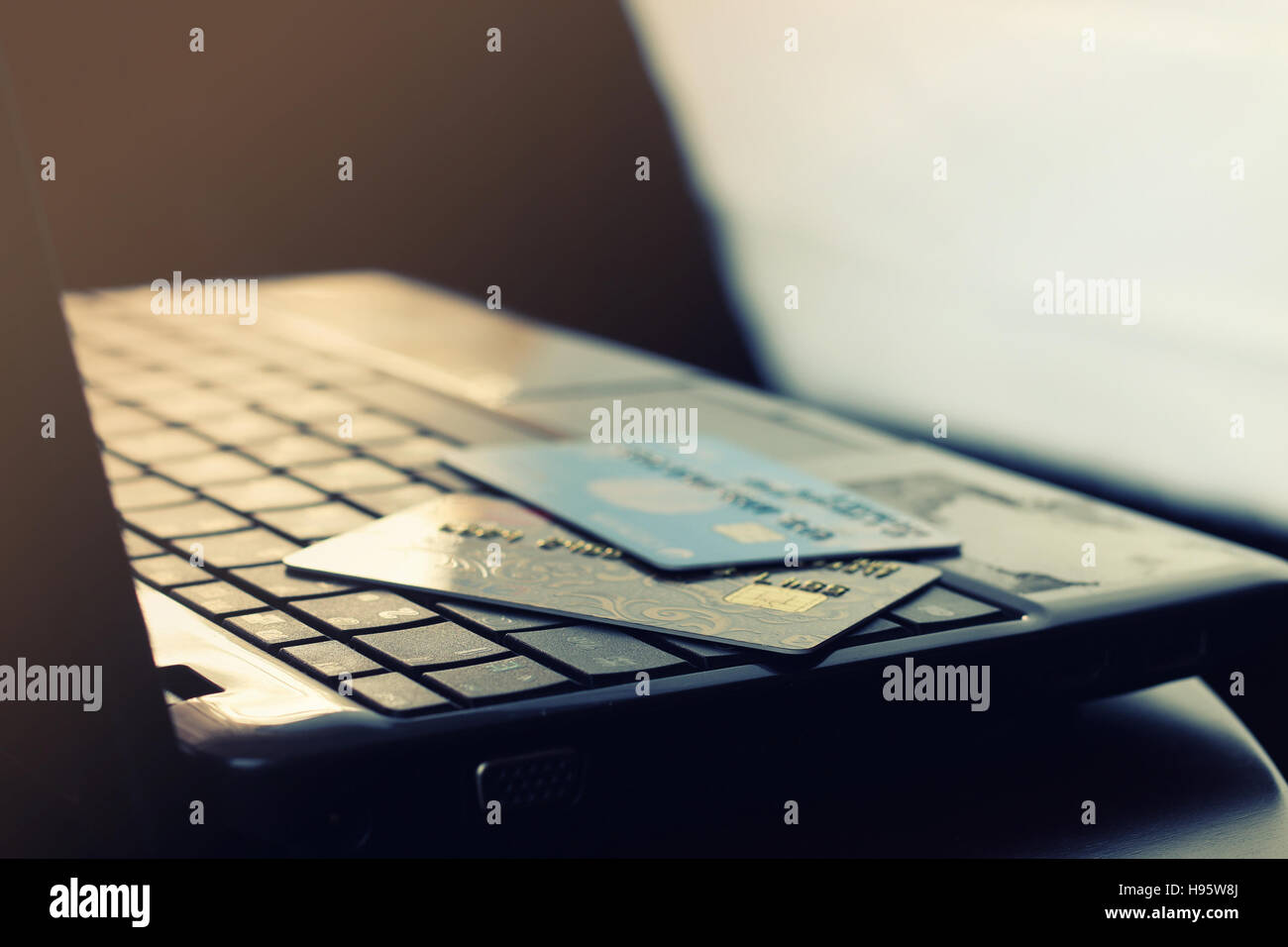 Laptop credit card payment Stock Photo - Alamy