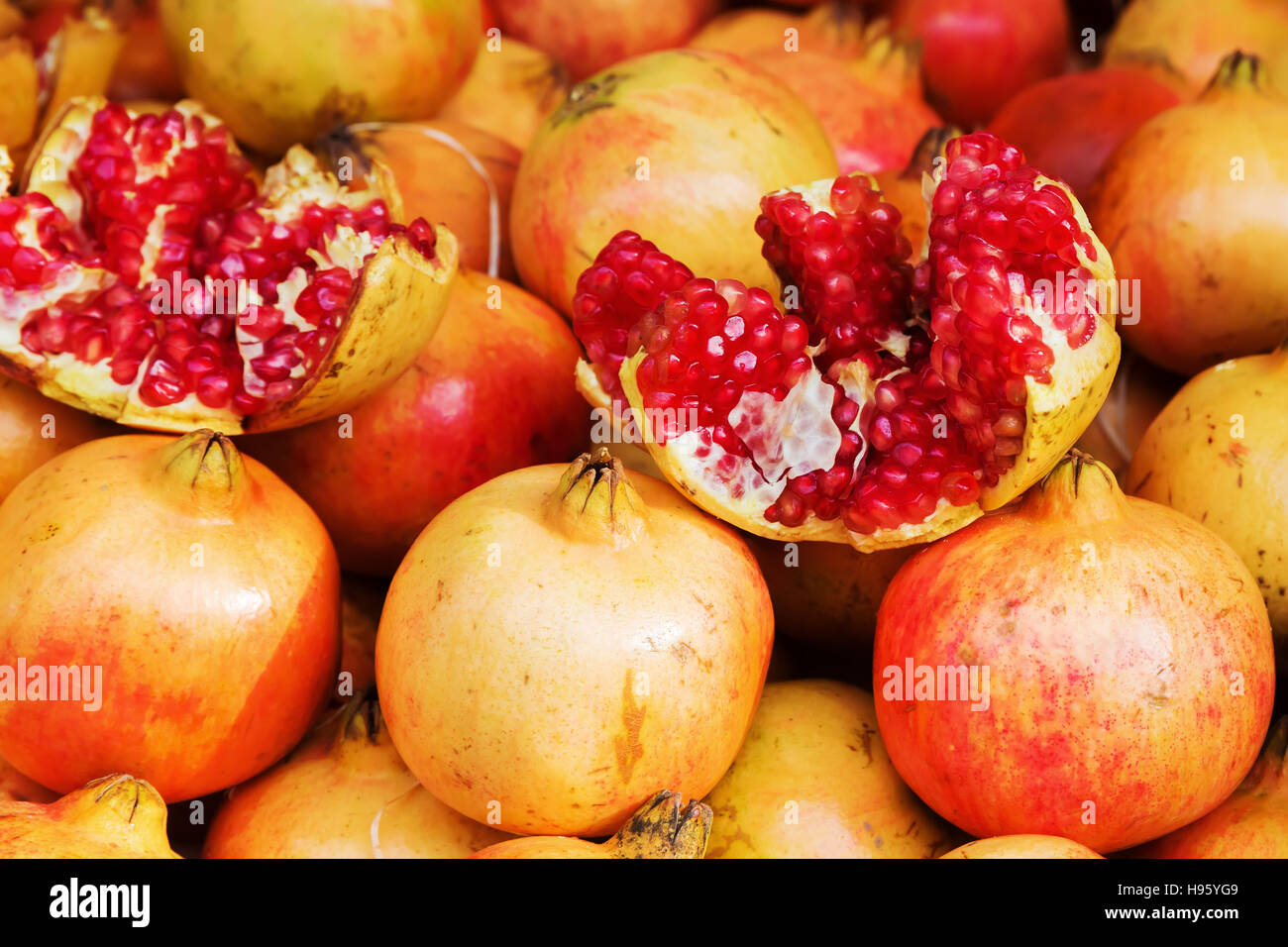 pomegranate fruits at a market stall of a farmers market Stock Photo ...