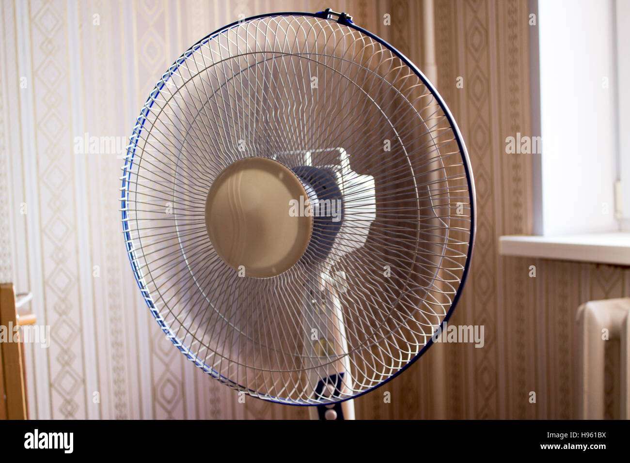Big electric fan hi-res stock photography and images - Alamy