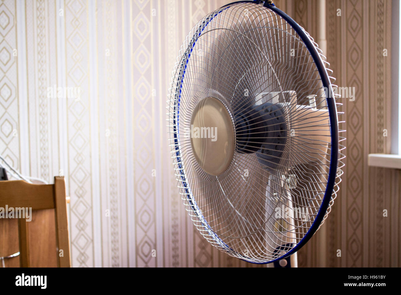 Electric fan hi-res stock photography and images - Alamy