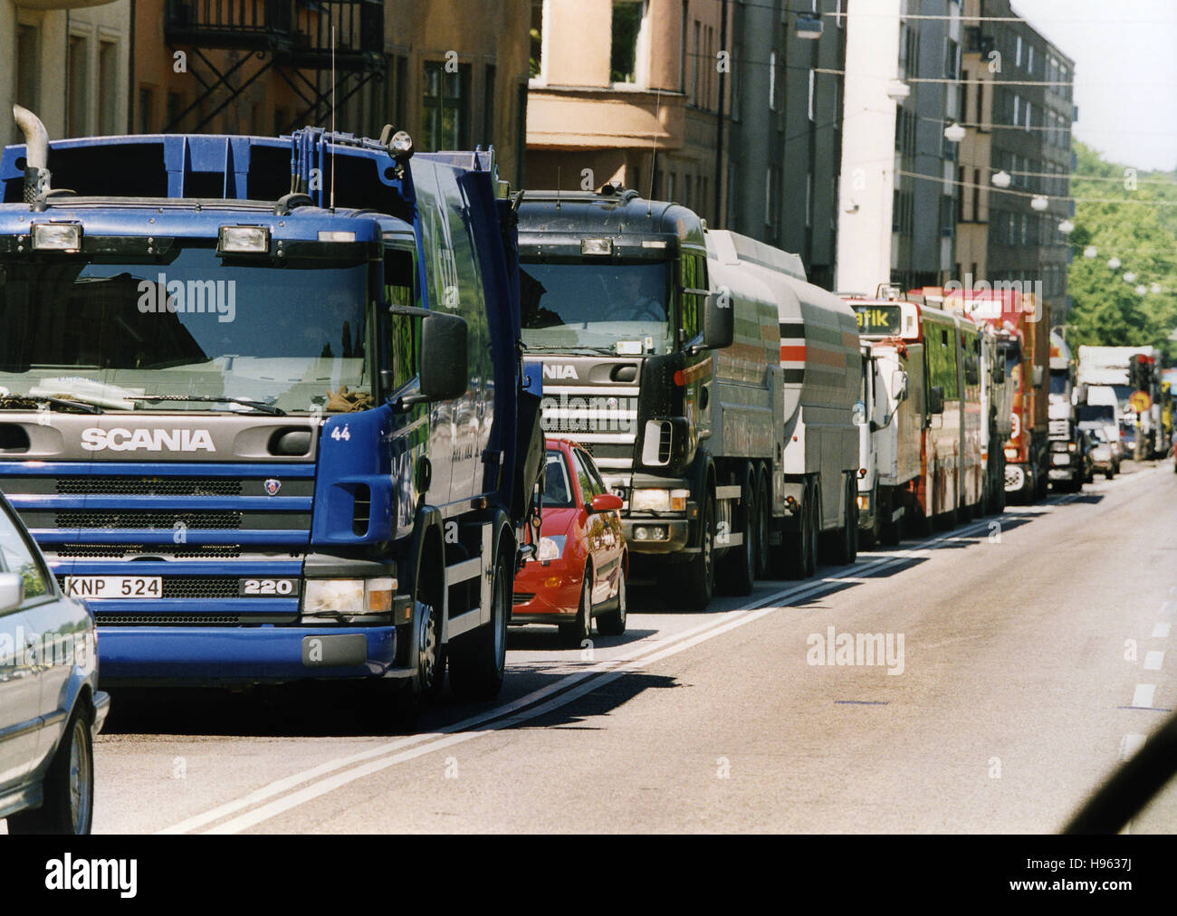 Heavy vehicles hi-res stock photography and images - Alamy