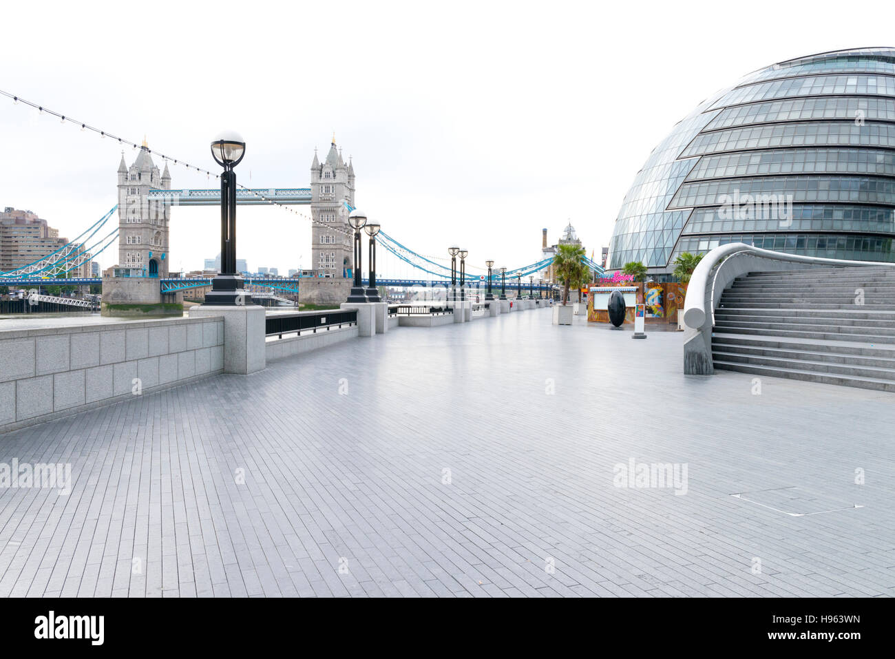 Tower bridge and London Assembly Stock Photo - Alamy