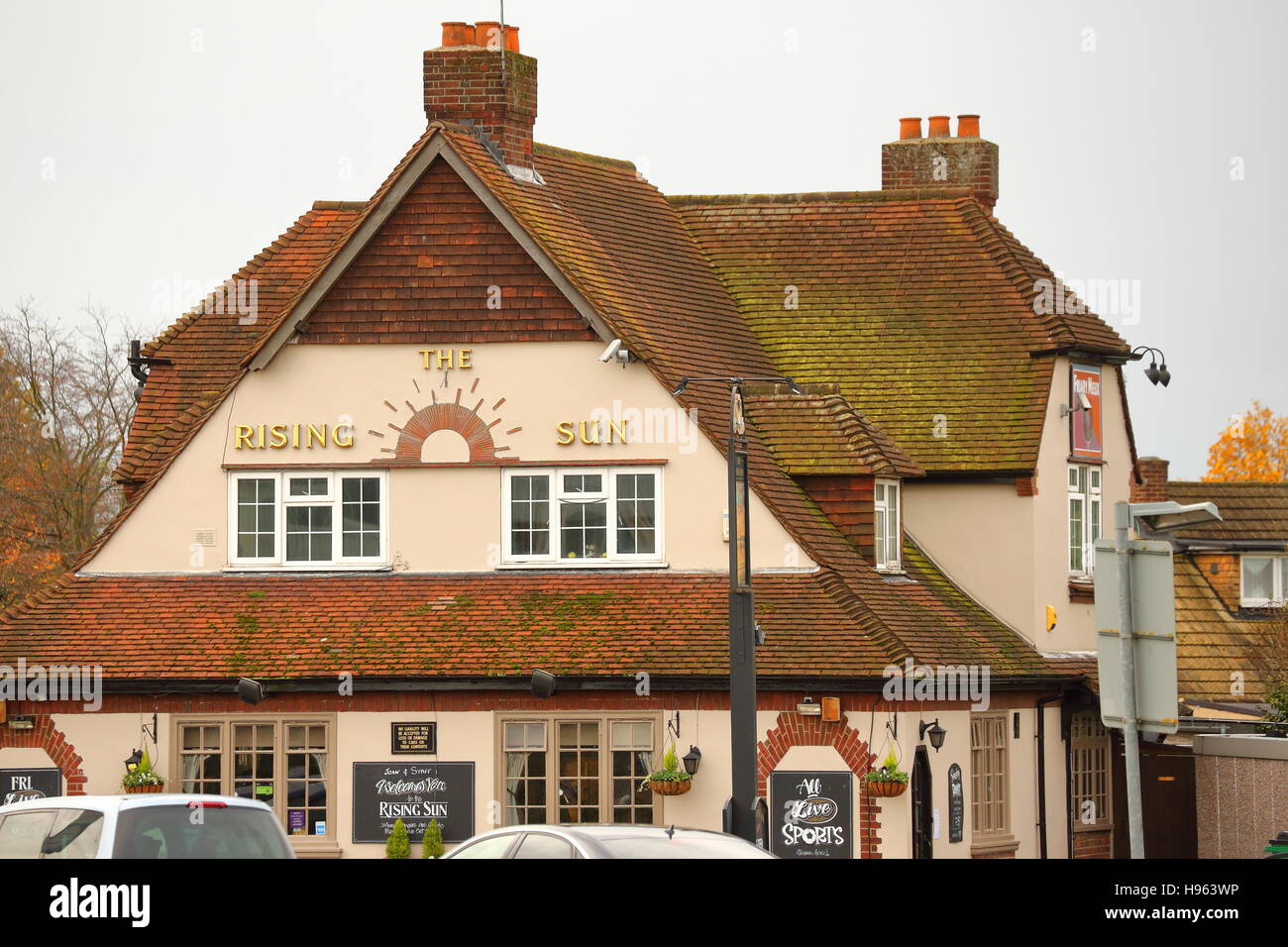 The airport pub hi-res stock photography and images - Alamy