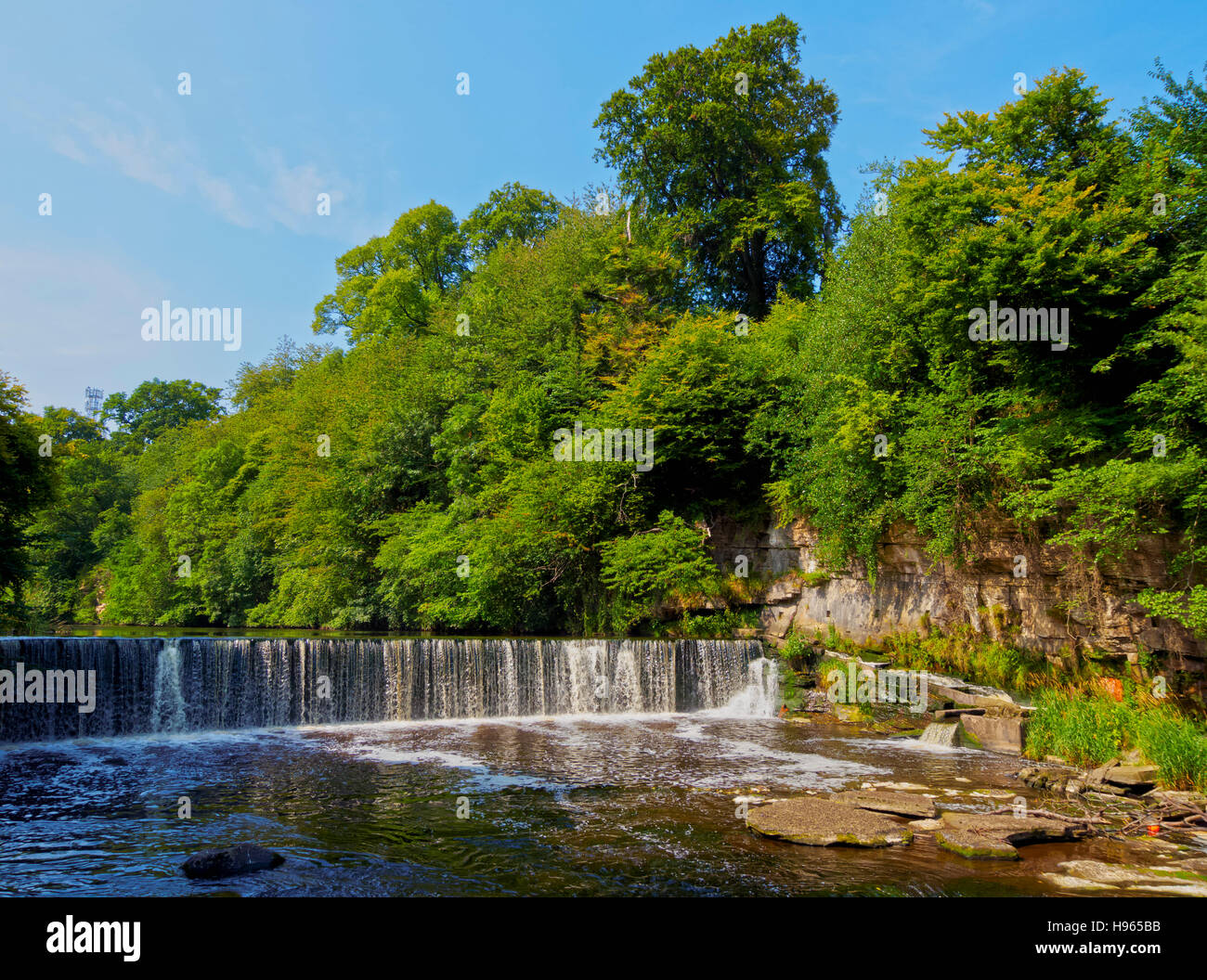 UK, Scotland, Edinburgh Area, Cramond Village, Waterfall on the River ...
