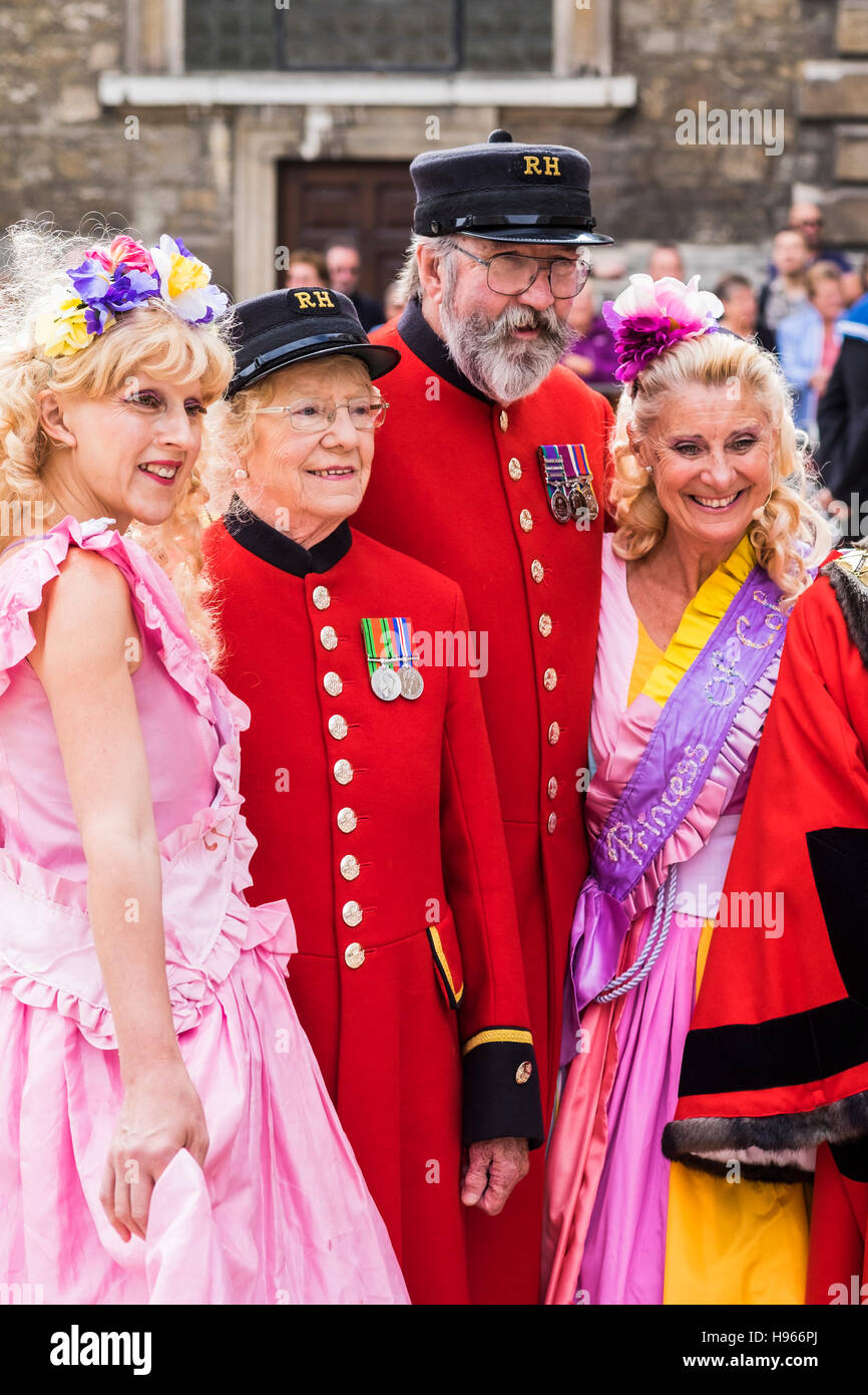 Pearly Kings&Queens Harvest Festival Parade, London, England, U.K Stock ...