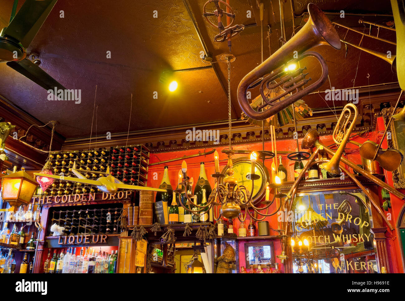 Canny man's pub hi-res stock photography and images - Alamy