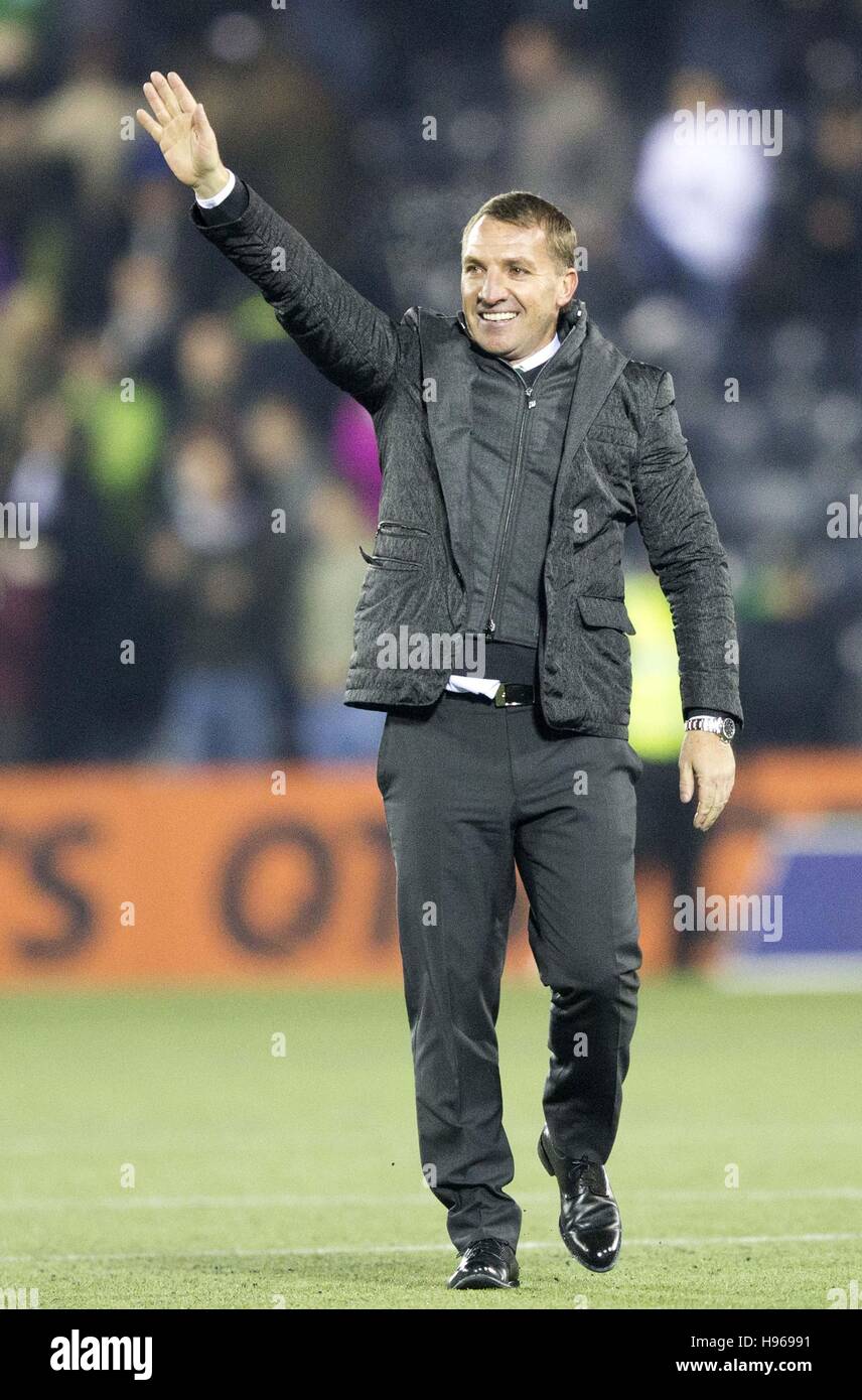 Celtic manager Brendan Rodgers thanks the fans after the Ladbrokes ...