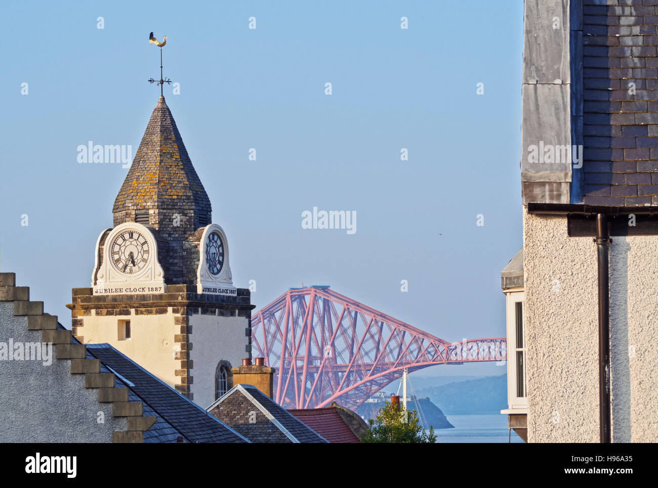 UK, Scotland, Lothian, Edinburgh Area, Queensferry, View of the Jubilee ...