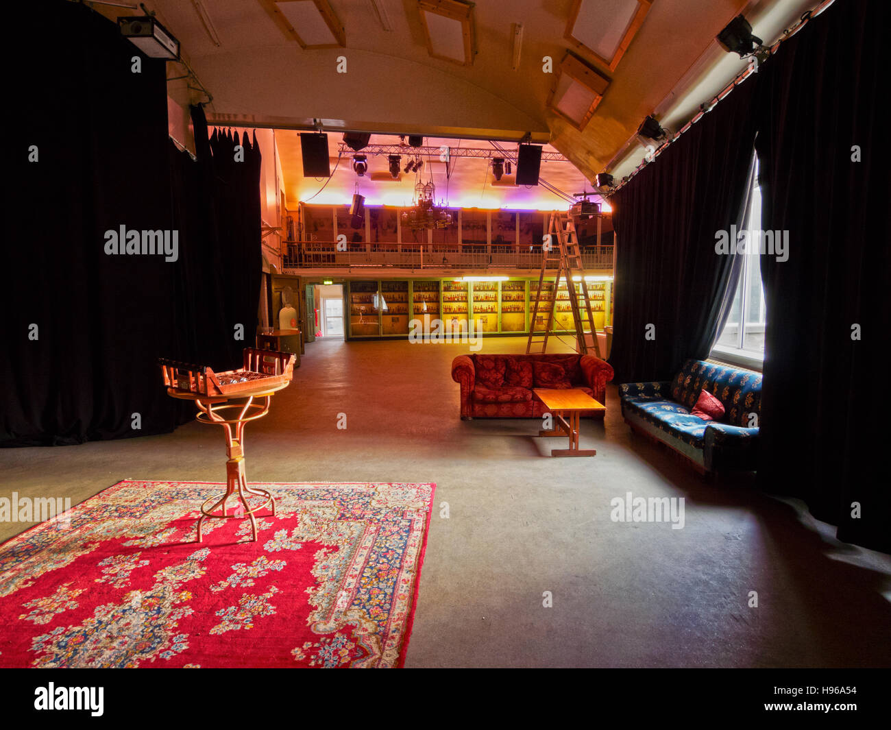 Interior view building complex hi-res stock photography and images - Alamy