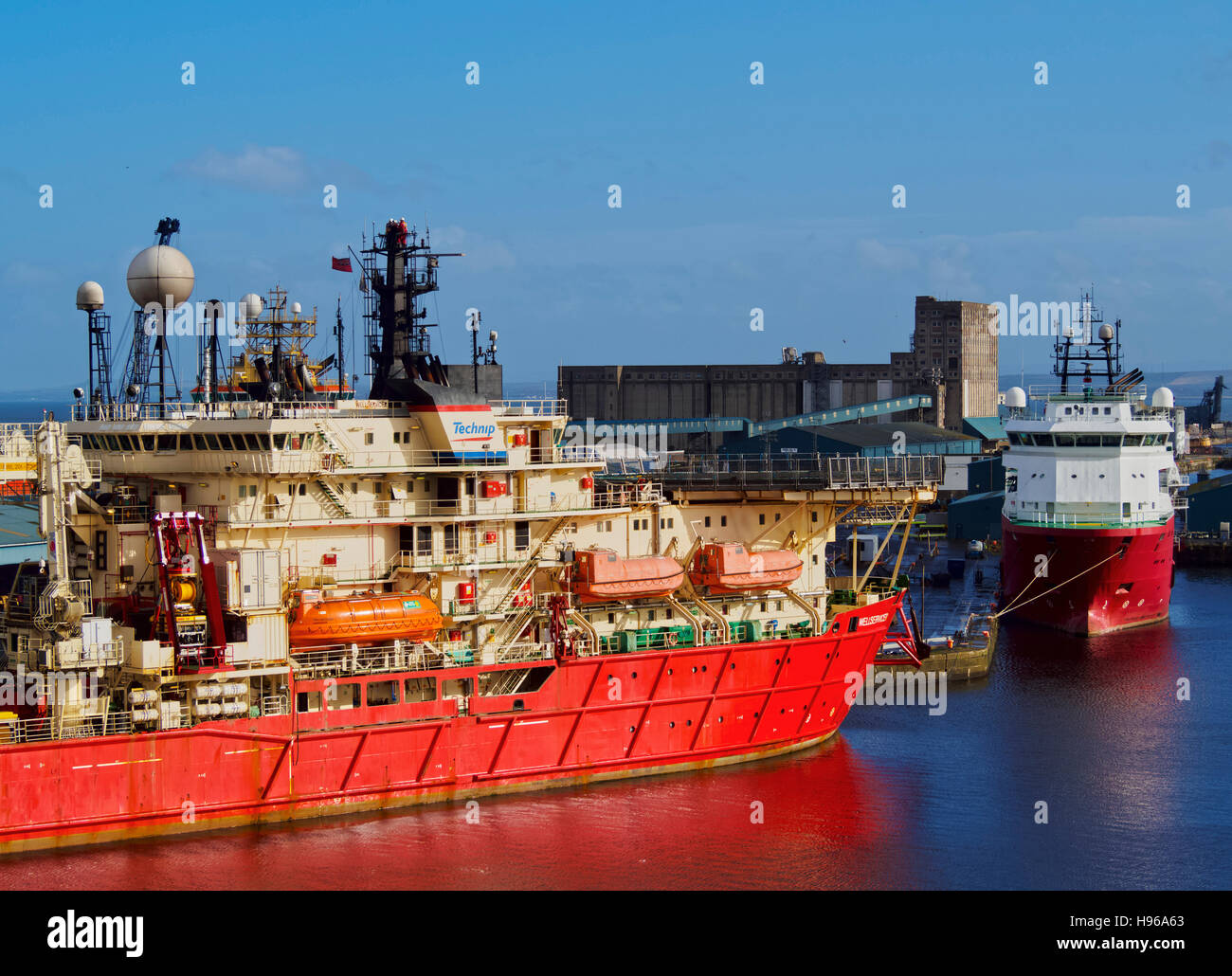 UK, Scotland, Edinburgh, View of the port in Leith Stock Photo - Alamy