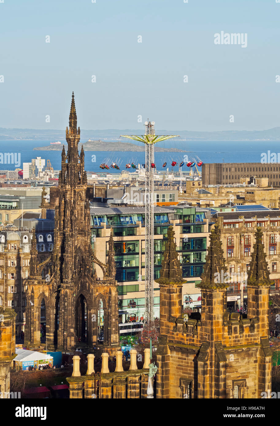 Edinburgh the scott monument hi-res stock photography and images - Alamy