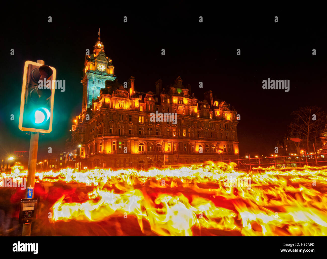 Edinburgh torchlight procession hi-res stock photography and images - Alamy