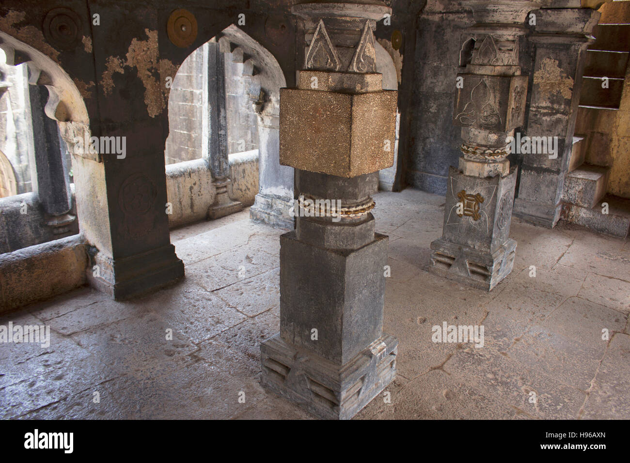 Pillars of the Step well balcony, Bara Motachi Vihir, Maharastra, India ...