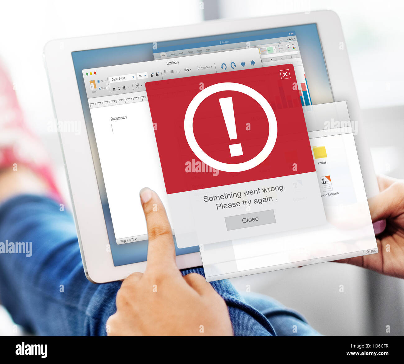 Web page alert icon hi-res stock photography and images - Alamy