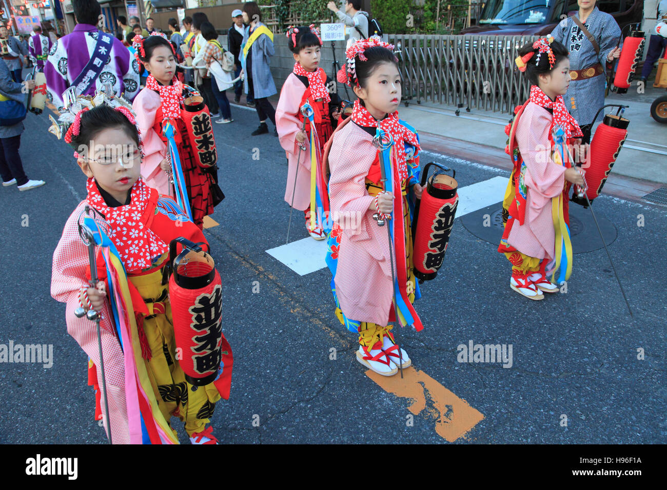 Children procession hi-res stock photography and images - Alamy