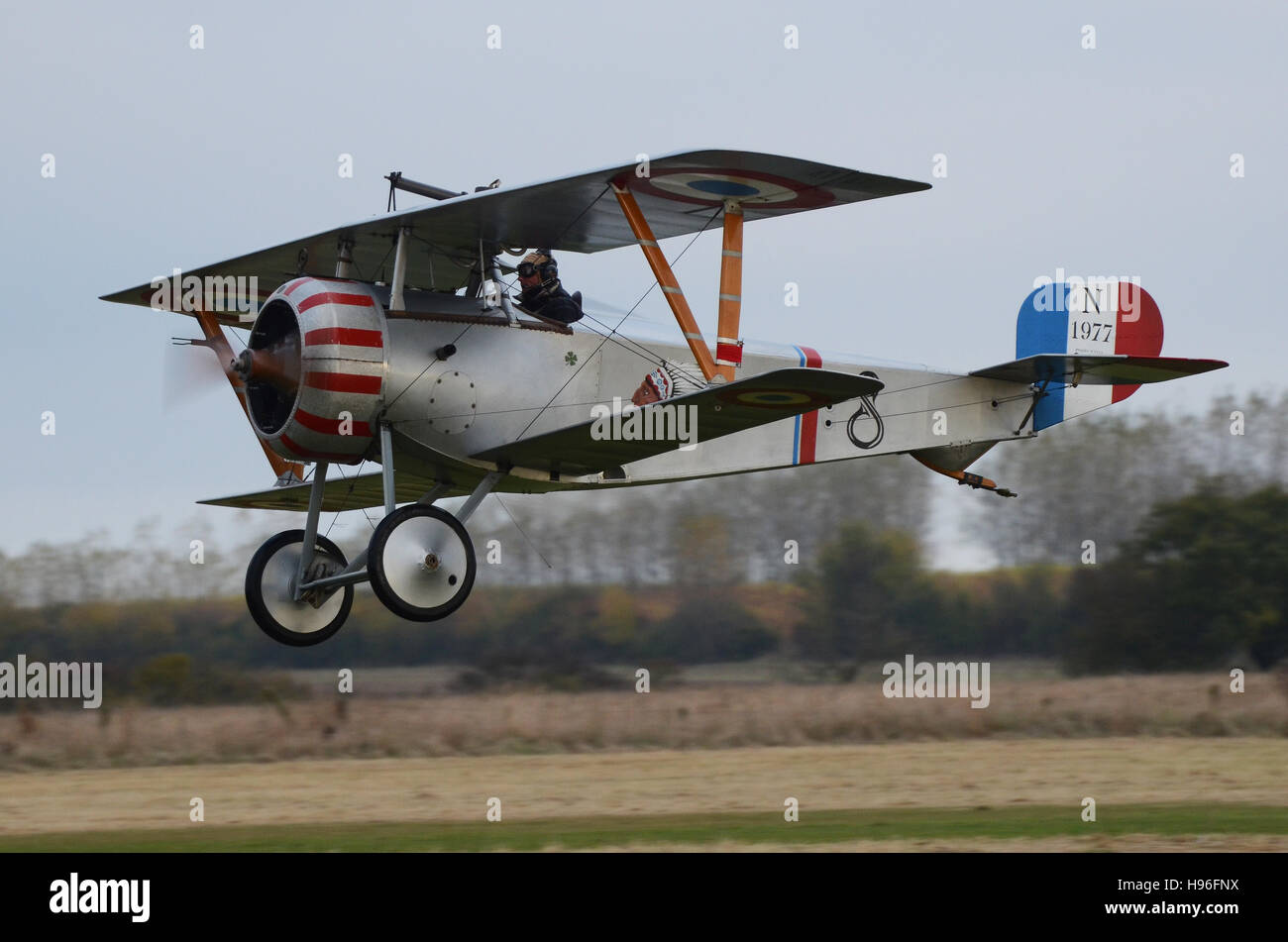 Nieuport 17, French biplane fighter aircraft of World War I ...
