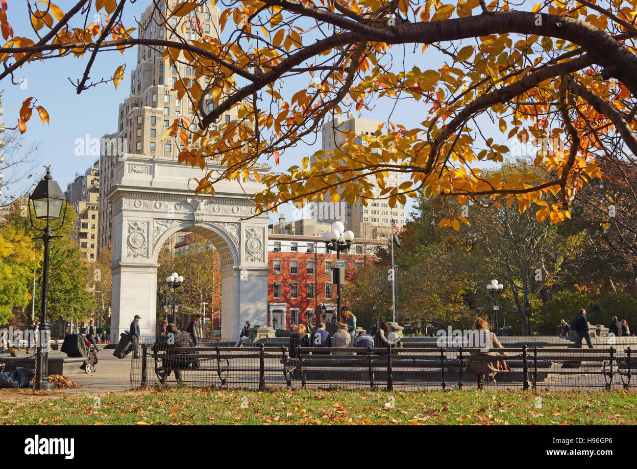 Washington Square Park, New York, on a warm sunny autumn morning ...