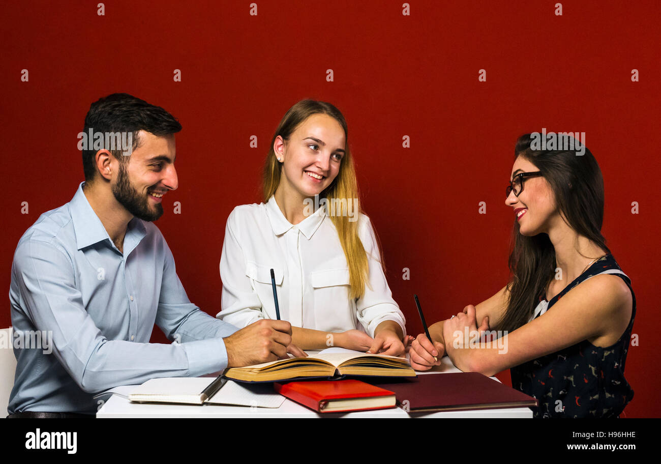 Group of Students Have a Friendly Study Discussion Stock Photo - Alamy