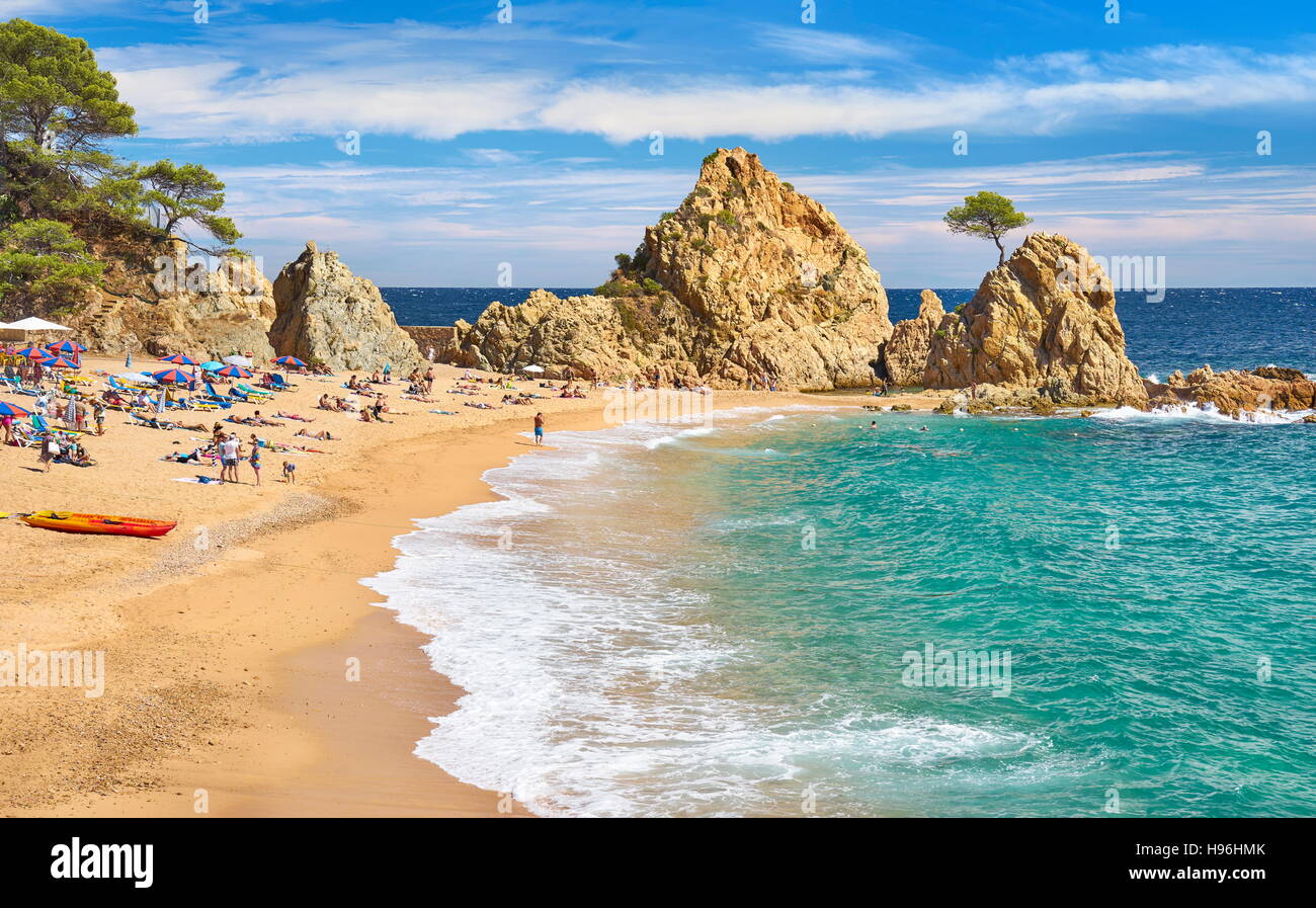 Tossa del mar spain hi-res stock photography and images - Alamy
