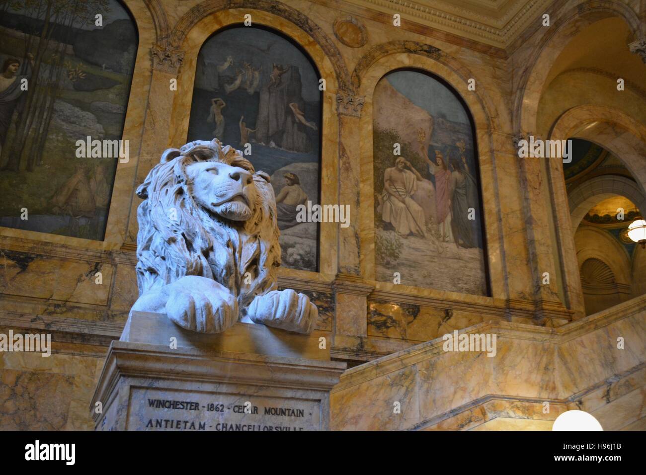The iconic Beux Arts Classical Boston Public Library in Copley Square ...