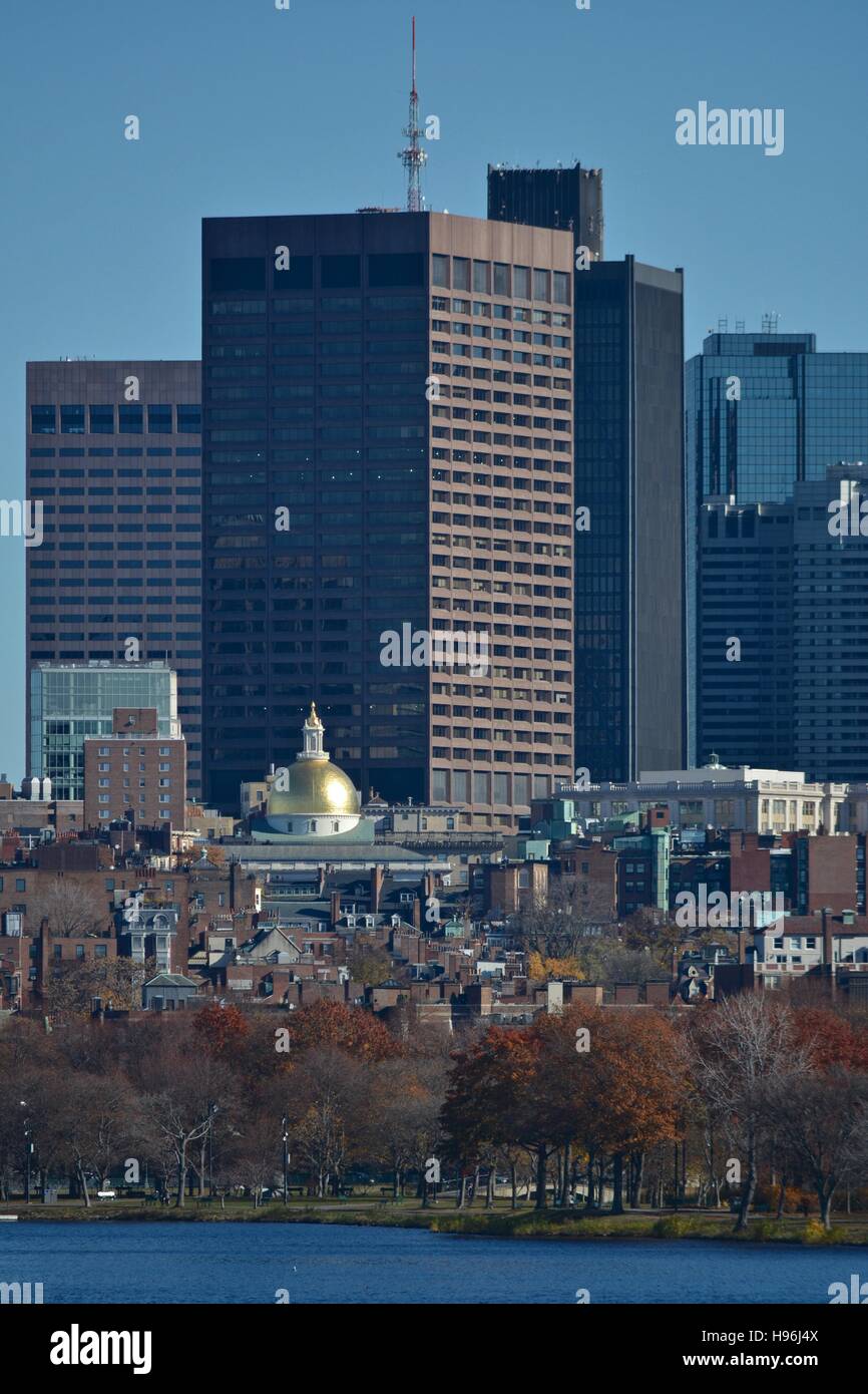 The Boston skyline featuring the Downtown, Back Bay, and Beacon Hill ...