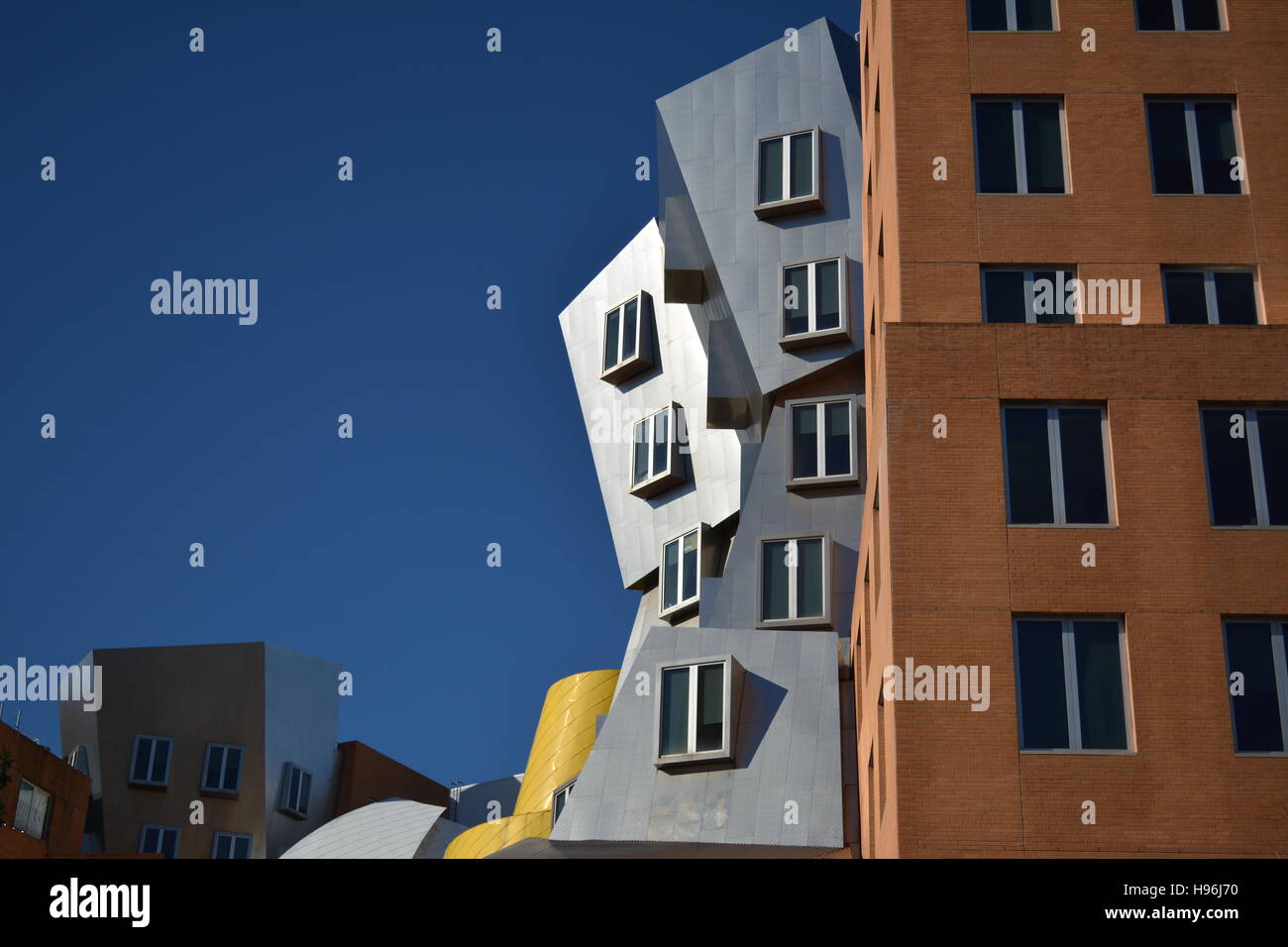 The Massachusetts Institute of Technology's (MiT) iconic Stata center ...