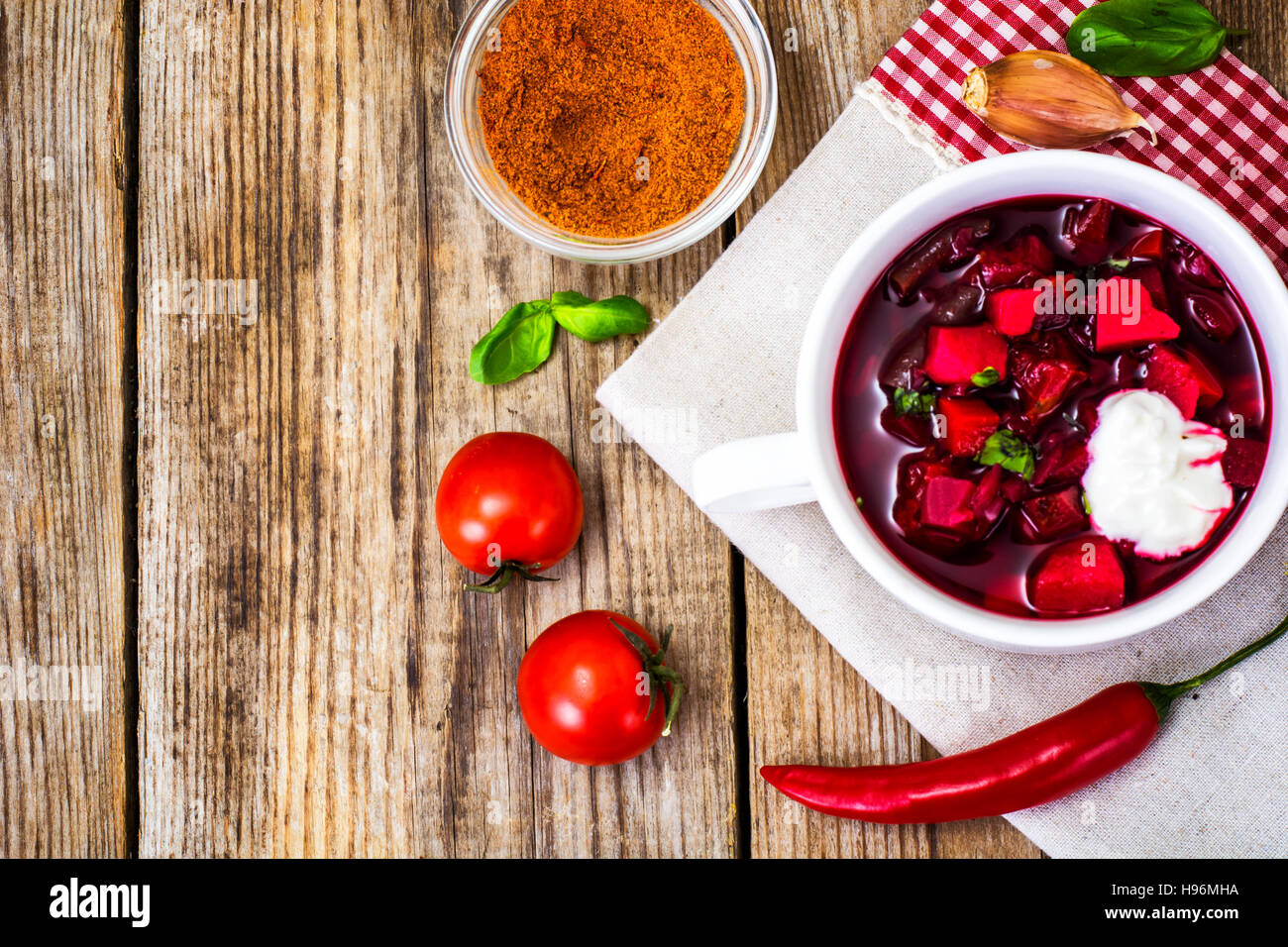 Food without meat. Vegetarian vegetable soup with beetroot. Studio ...