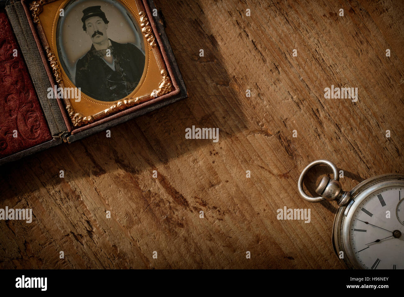 Antique photograph hi-res stock photography and images - Alamy