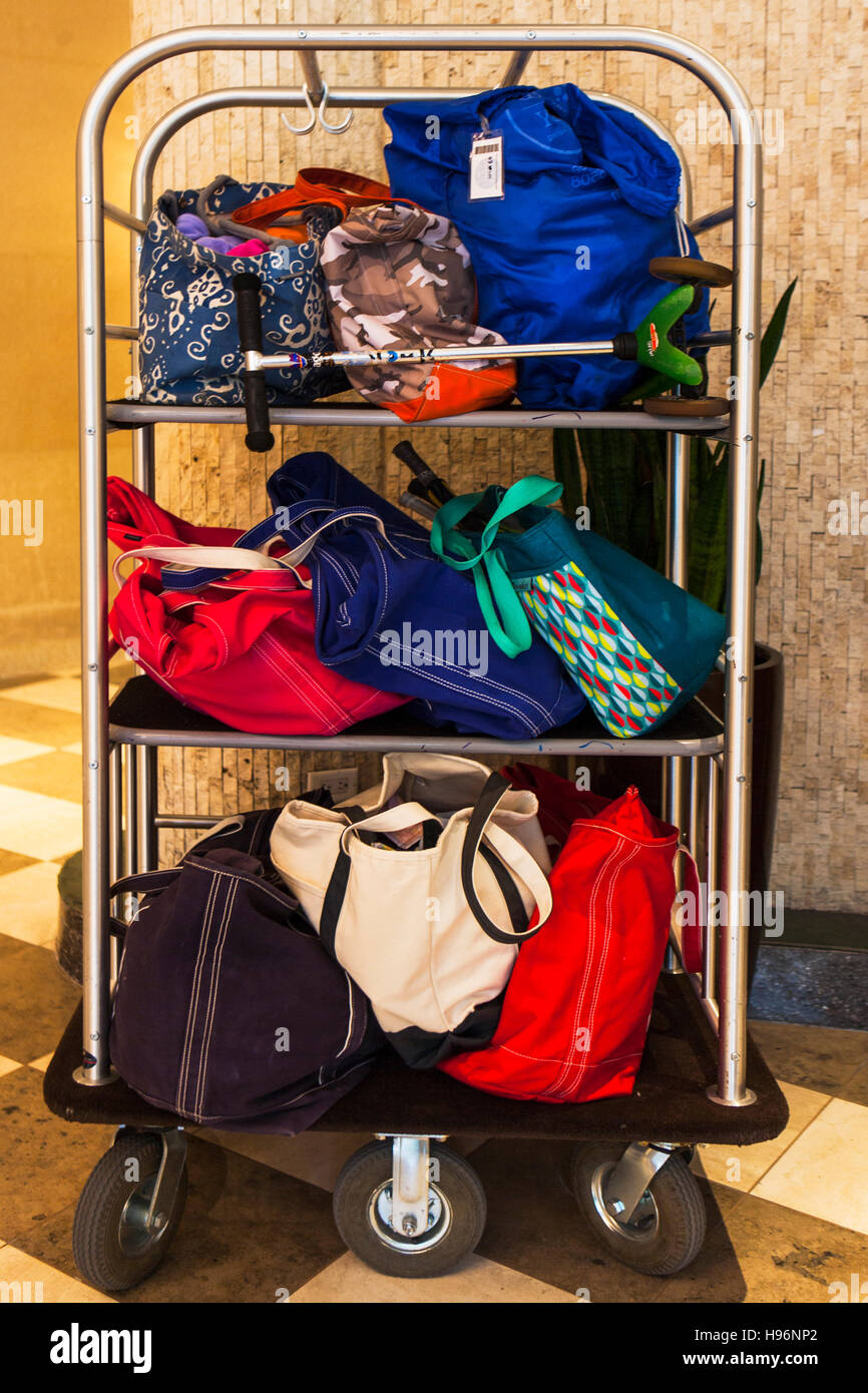 Cart filled hi-res stock photography and images - Alamy