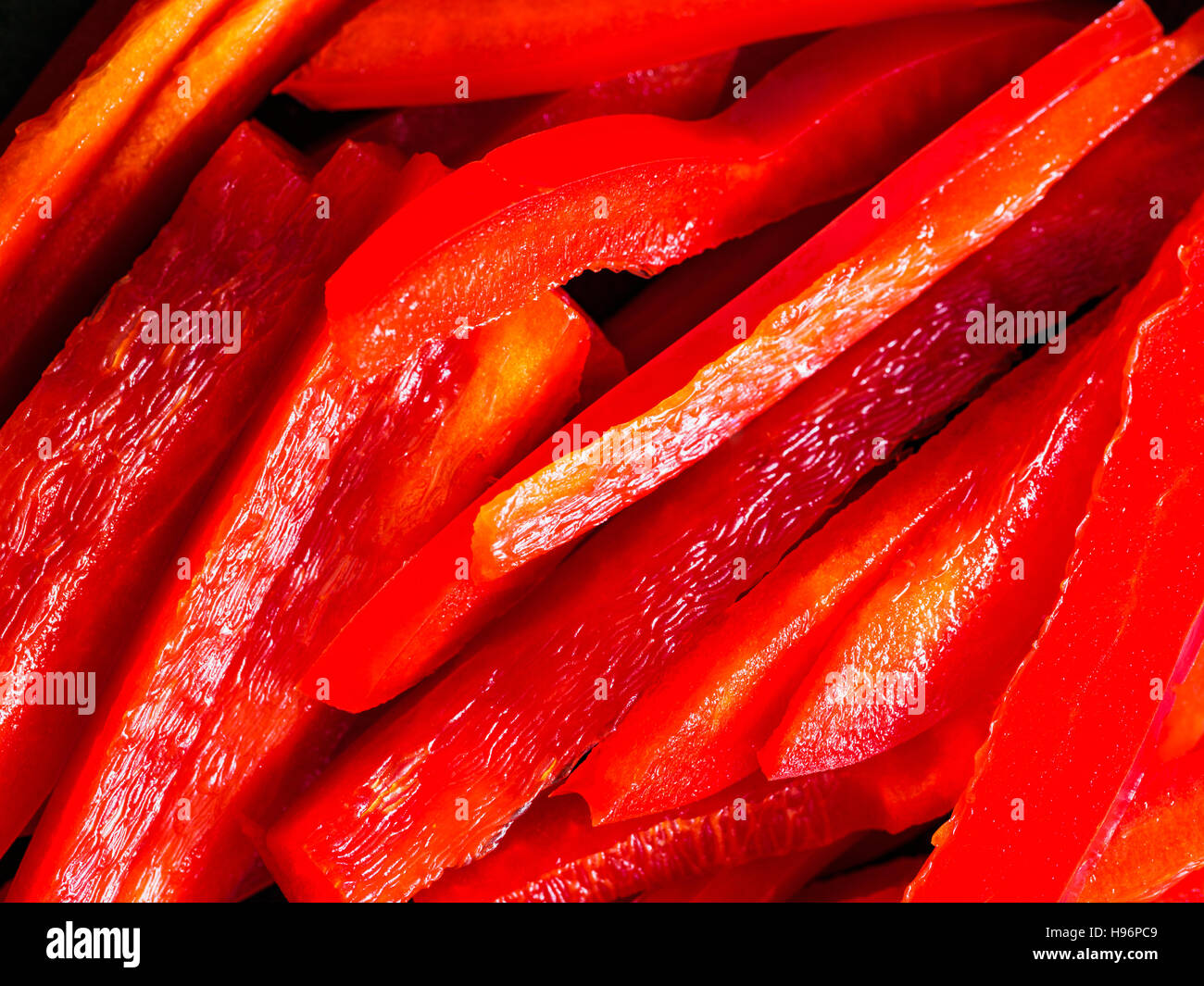 Close up of sliced red bell pepper Stock Photo - Alamy