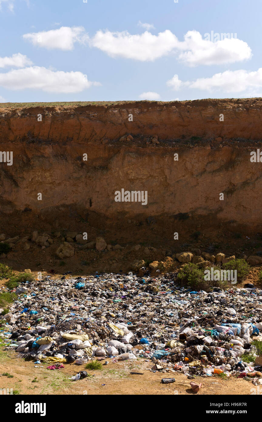 Garbage dump near the road in Morocco, North Africa Stock Photo - Alamy