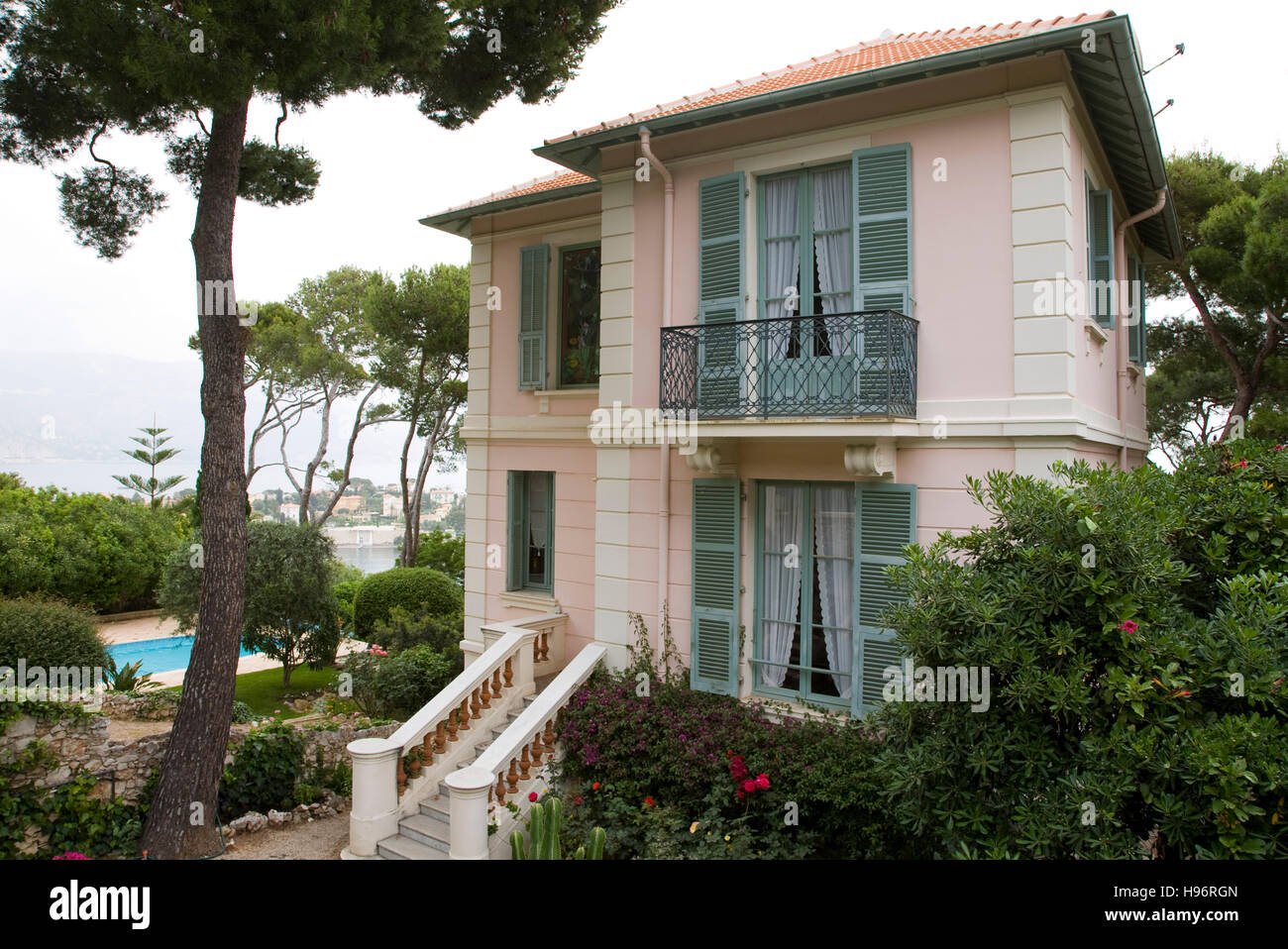 Small villa with a swimming pool, luxury, Cap Ferrat, near Nice, Cote d ...