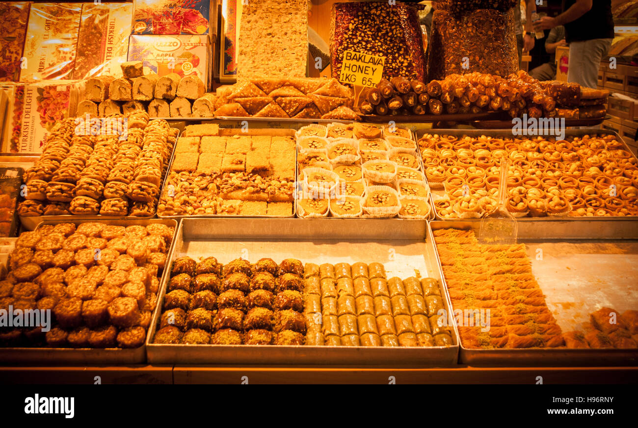 Sweets stand in the market in Istanbul Stock Photo - Alamy