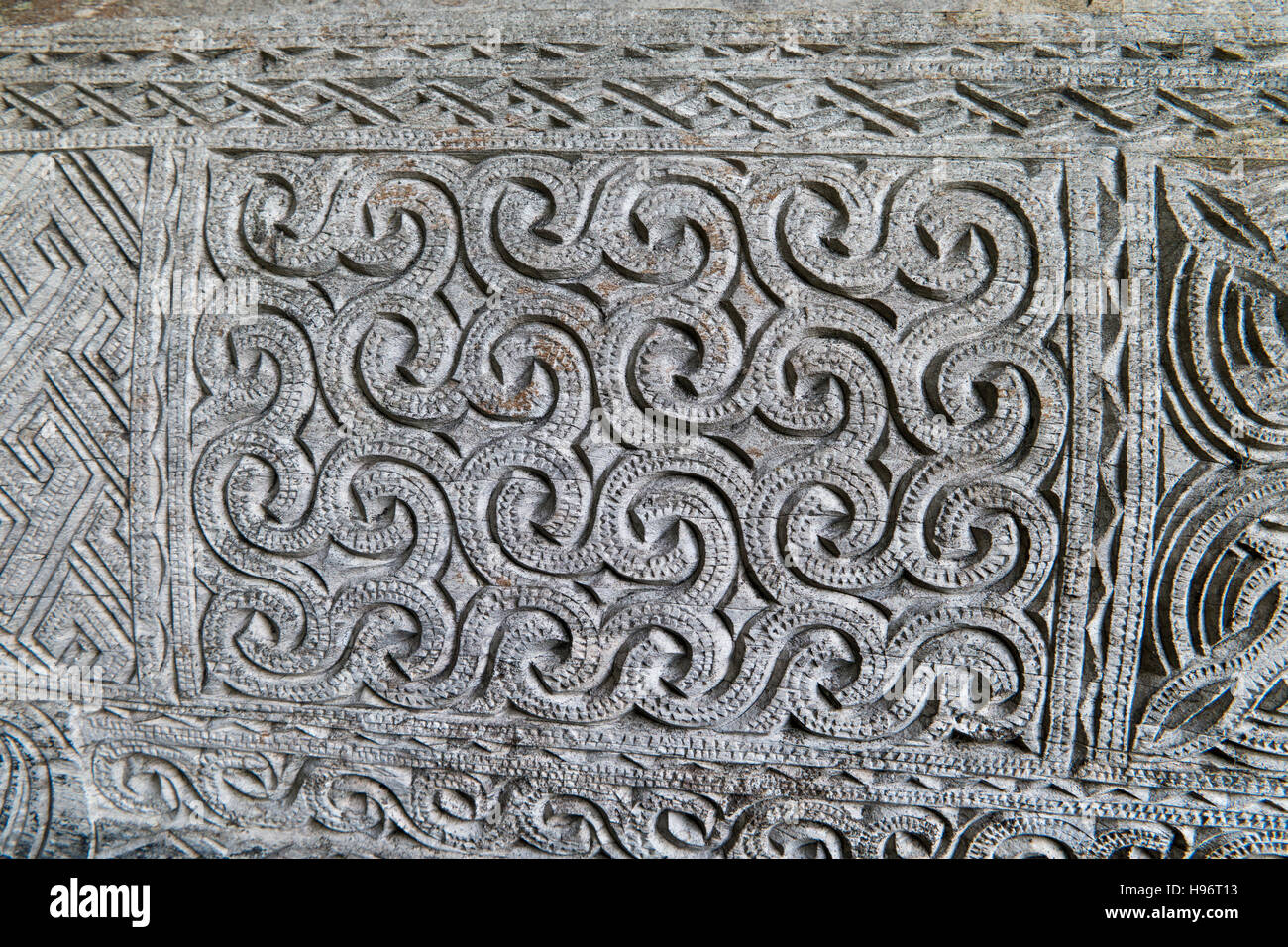 Toraja wood carving hi-res stock photography and images - Alamy