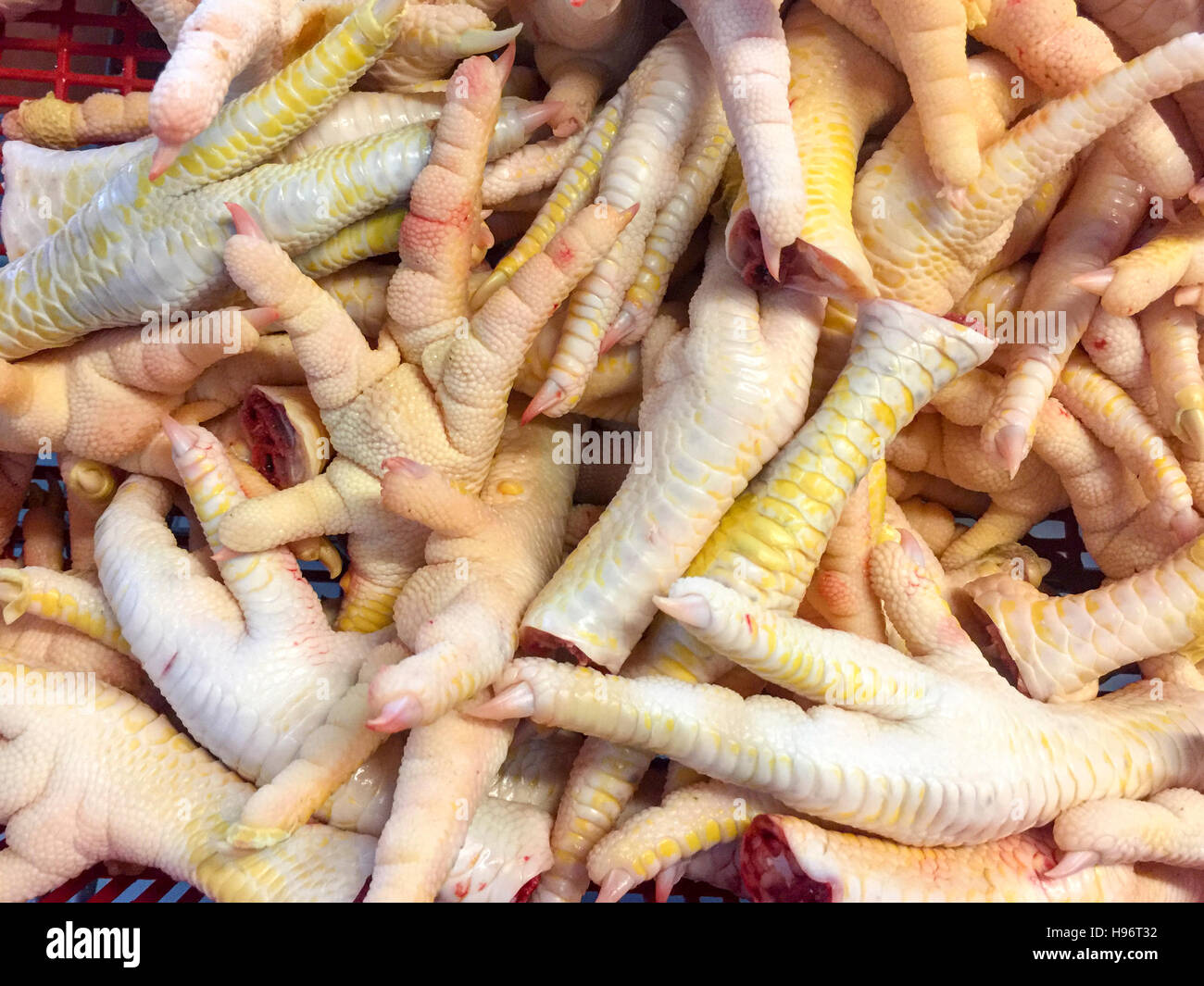 Chicken skin texture hi-res stock photography and images - Alamy