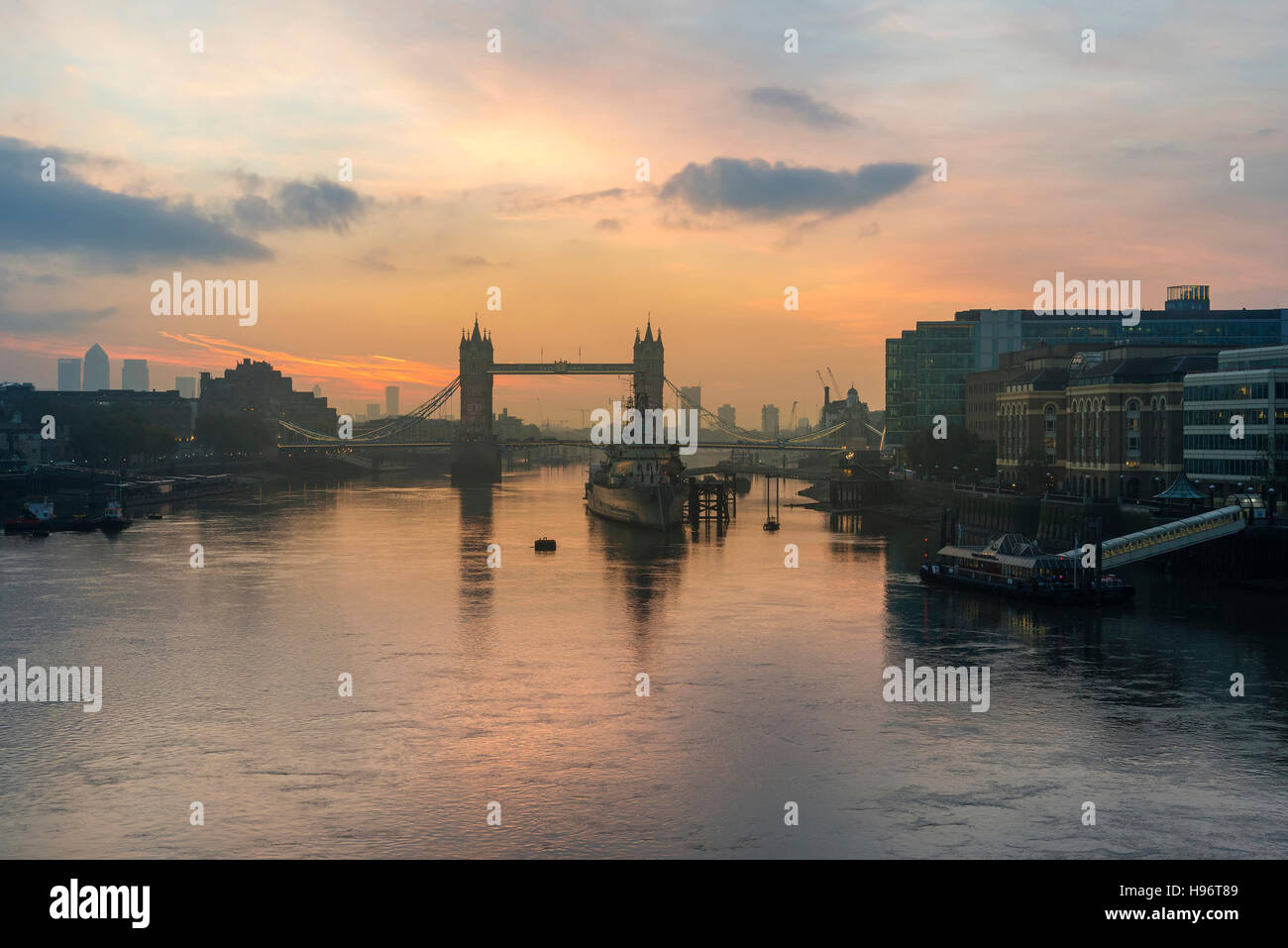 Stunning Autumn Fall sunrise over Tower Bridge and River Thames in ...
