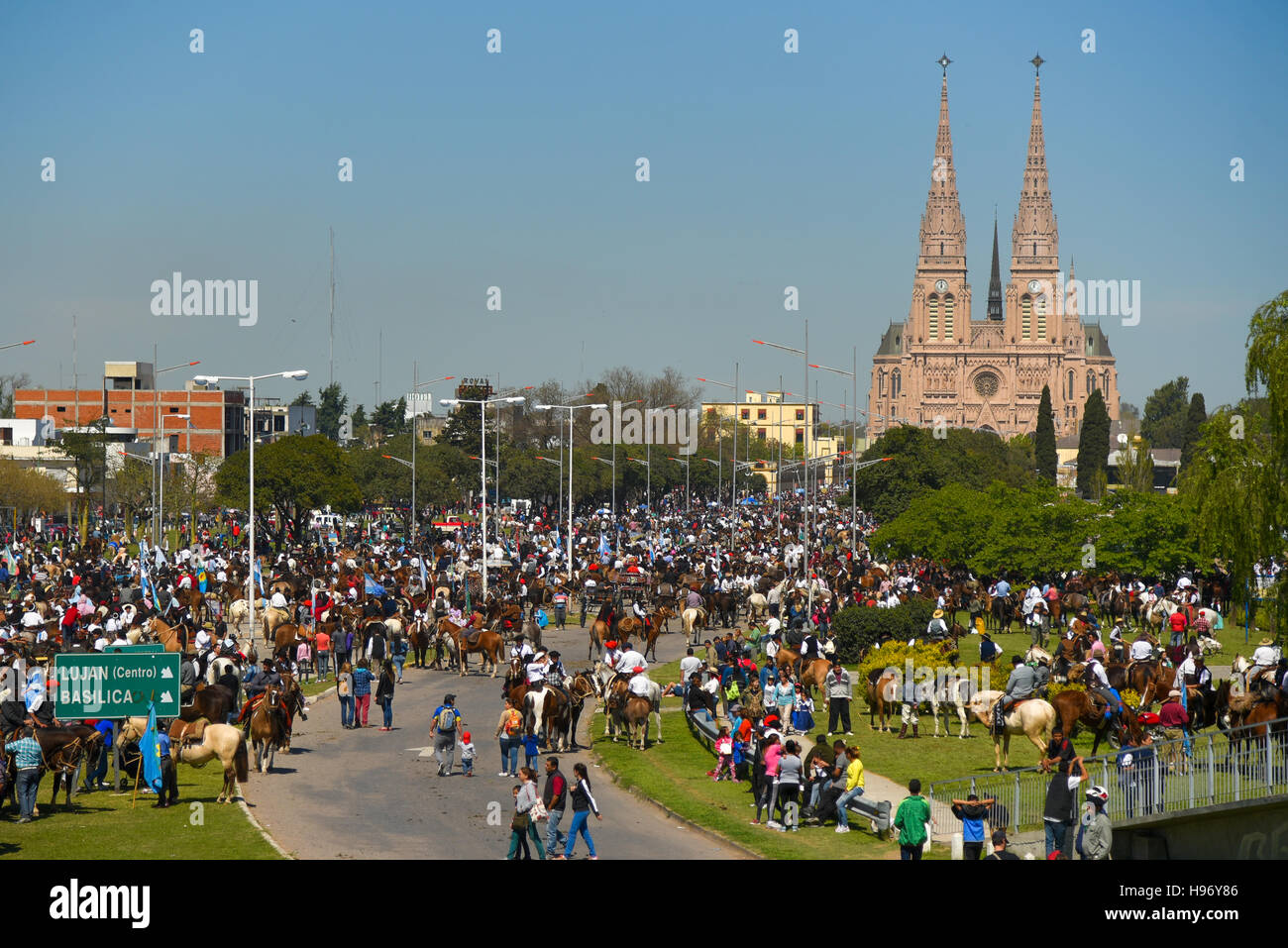 Lujan, Argentina. 25 Sep, 2016. View of the Basilica of Our Lady of ...