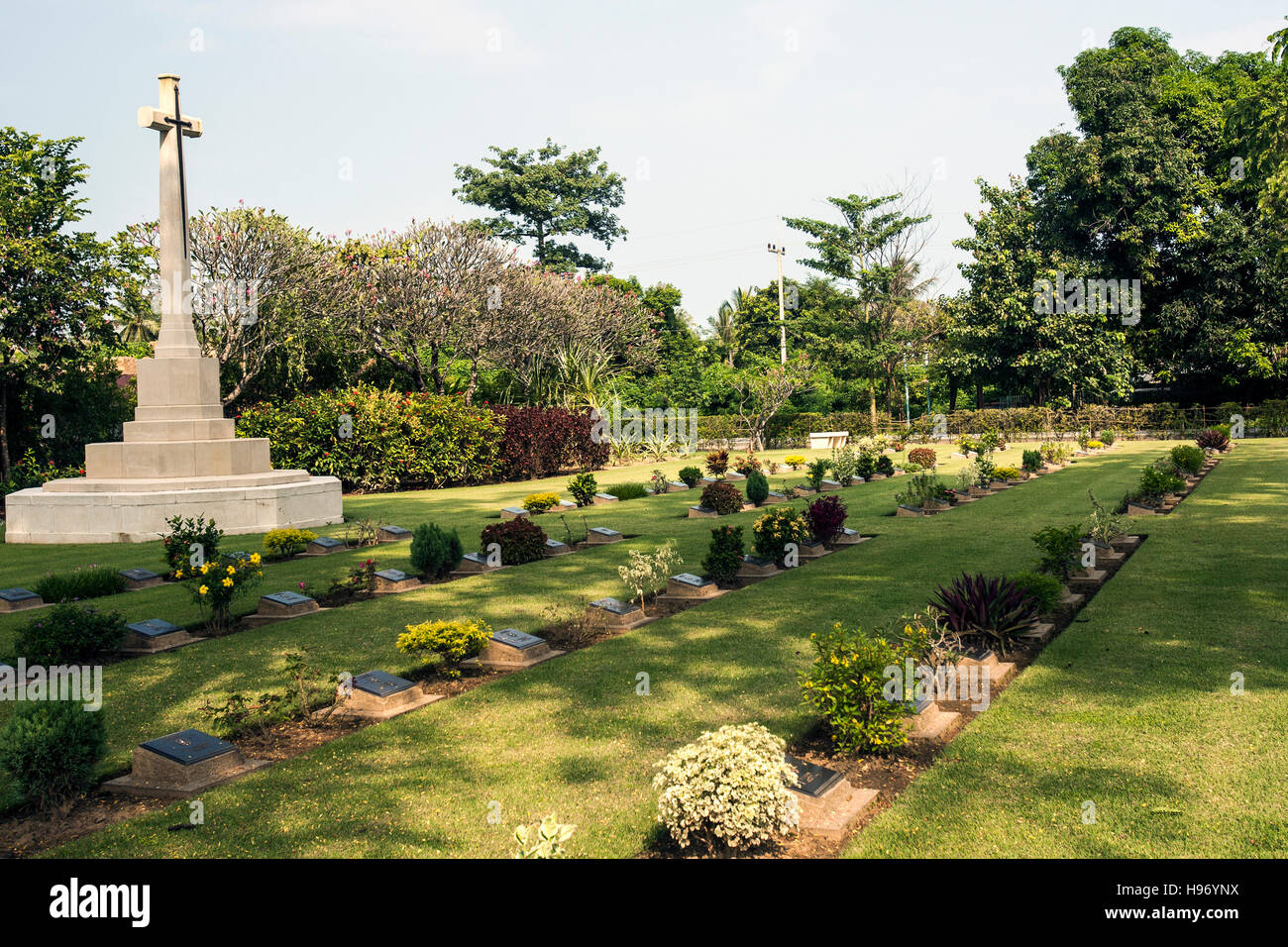 Chung Kai War cemetery Kanchanaburi Thailand Stock Photo - Alamy