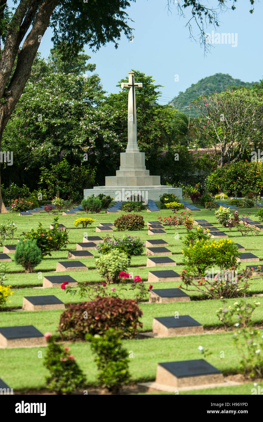 Chung Kai war cemetery Kanchanaburi Thailand Stock Photo - Alamy
