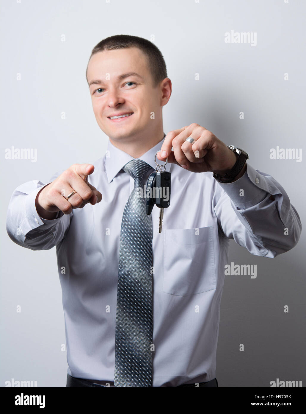 salesman offering the deal Stock Photo - Alamy