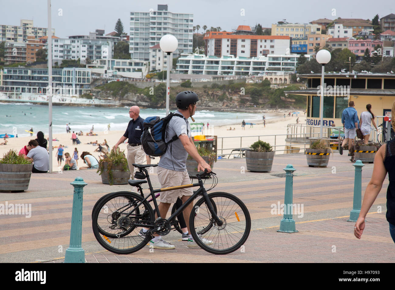People on the promenade at Bondi Beach in Sydney eastern suburbs, new ...