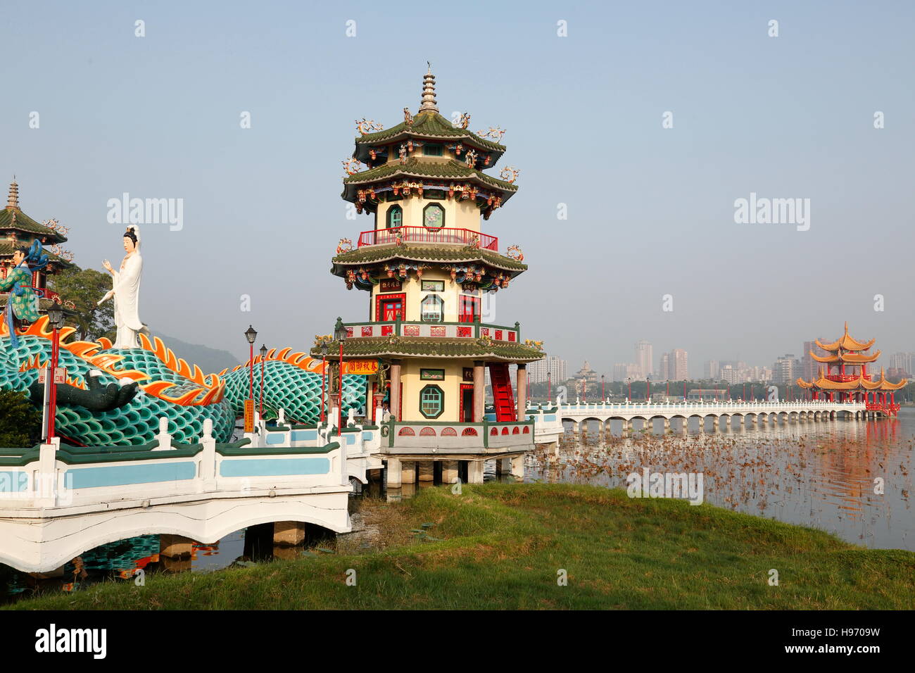 Chinese style pavilion Stock Photo - Alamy