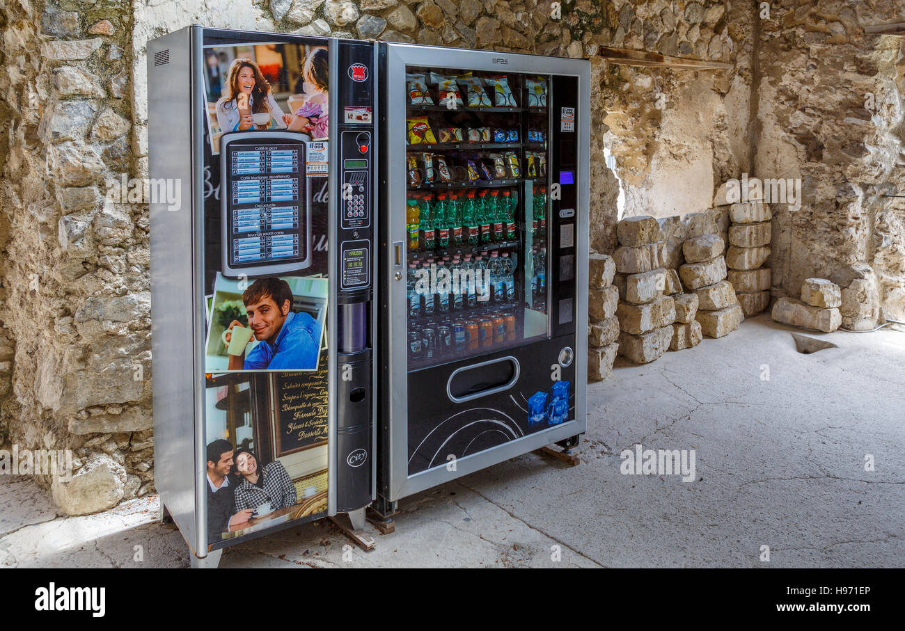 Self-service refreshments in vending machines at Villa Rufolo, Ravello ...