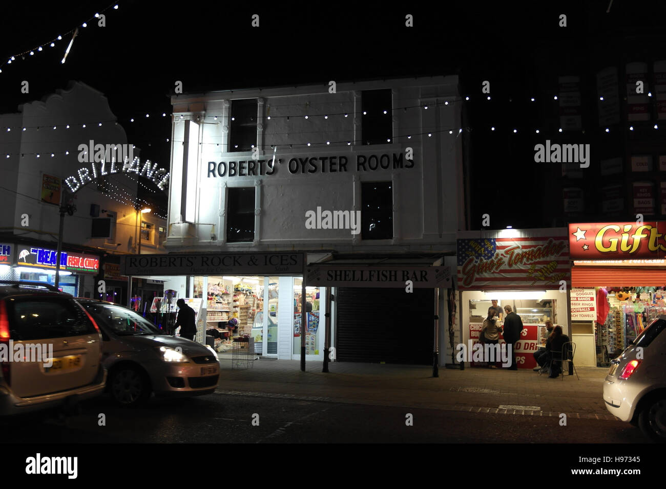 View across the promenade between a gap in traffic, towards Roberts ...