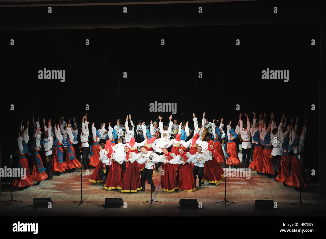 Kalinka folk dance hi-res stock photography and images - Alamy