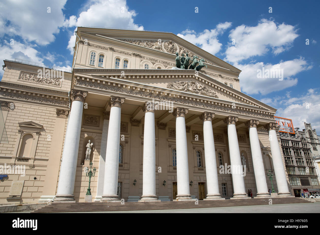 Theatre ballerina bolshoi hi-res stock photography and images - Alamy